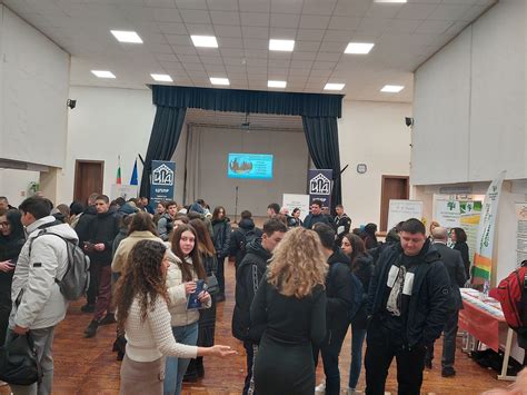 Стопанска академия „Димитър А Ценов“