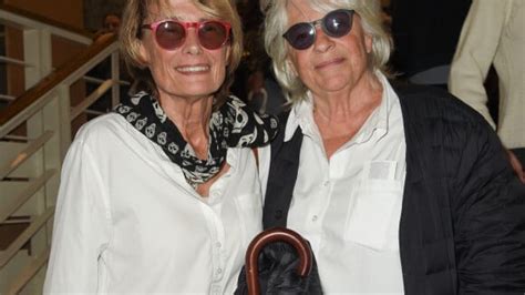 Photo Exclusif Catherine Lara En Concert Au Dôme De Paris Palais Des Sports Le 14 Février