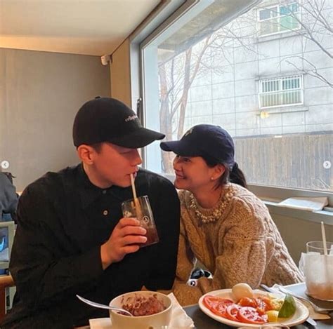 윤승아♥김무열 결혼 7년차인데 눈만 마주쳐도 꿀뚝뚝신혼같은 일상 Ten★ 텐아시아