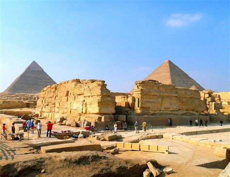 Pyramids Of Giza Facts Britannica