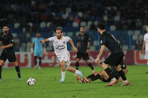 تصویری زیبا از دختران و همسر هوادار فقید ملوان در بازی با شمس آذر عکس