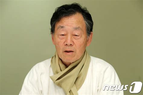 수많은 작가 중 왜 한강인가 폭력의 시대 폭력에 천착[시나쿨파] 뉴스1