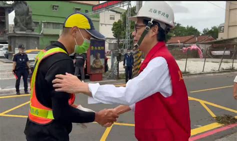 小犬暴風圈未遠離 陳其邁視察市容加速排除倒伏路樹