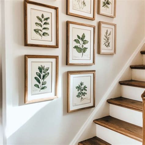 23 Unique Stairs Wall Decor Ideas For A Stunning Home Makeover