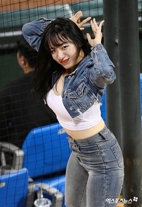 치어리더 하지원 상큼 미소 엑s Hd포토 나무뉴스