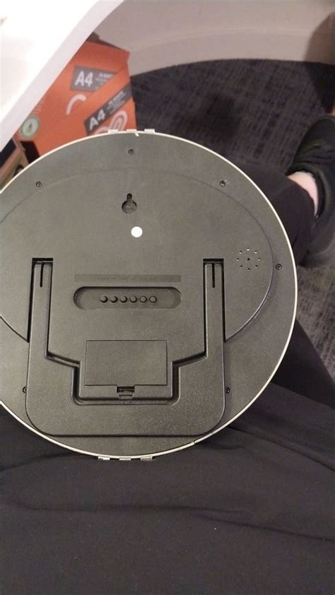 what is this clock we cannot figure out how to set it and it has no