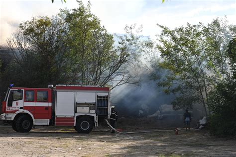 ХВАНАХА ГО Белезници за пиромана запалил големия пожар край Созопол Информационна агенция ПИК