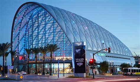 The Advantages Of Staying Near Major Transit Hubs The Residents Hotel Travel Like A Pro