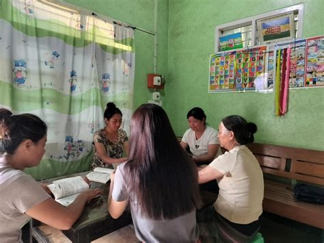 နမ့်ခမ်းမြို့တွင် စာဖတ်ရှိန်မြှင့်တင်ရေး Mobile Library စနစ်ဖြင့် စာအုပ်၊ စာစောင်များ အခမဲ့ င