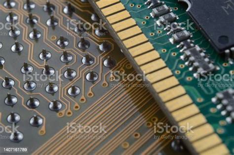 마더 보드의 마이크로 회로의 배경에있는 마이크로 프로세서 0명에 대한 스톡 사진 및 기타 이미지 0명 Cpu 공학 Istock