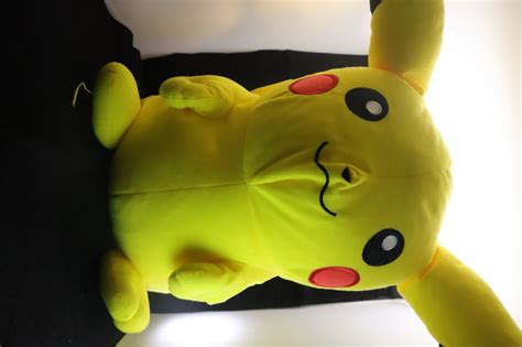 Toy Factory 2018 Large Jumbo 18” Styrofoam Filled Pokémon Pikachu Plush Toy On Ebid United