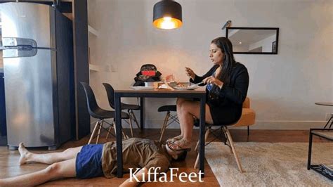 MOBILE Goddess Kiffa Face Footstool Slave Under Table Foot Slave Serve As Face Footstool
