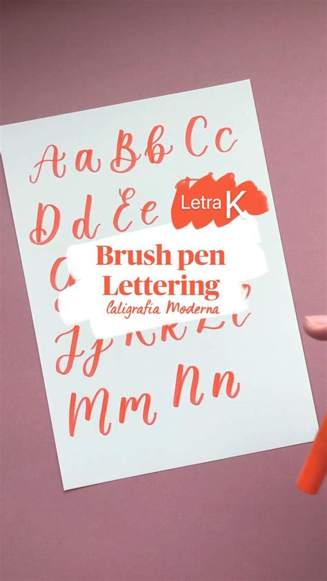 Letra K Caligrafía Moderna Con Rotuladores Brush Pen