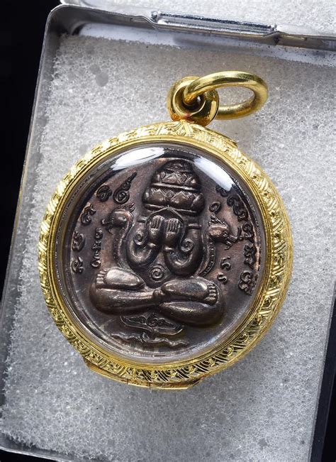 พระปิดตาพังพระกาฬปี32 รุ่นแรก บล็อคหนวดยาว สวยแชมป์ ร้าน สิทธาพระเครื่อง