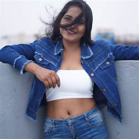 ‘దేవర మూవీలో కుర్రాళ్ల చూపంతా ఆమె మీదే భైర కొడుకు గర్ల్‌ఫ్రెండ్‌గా చేసింది ఎవరో తెలుసా ఇన్