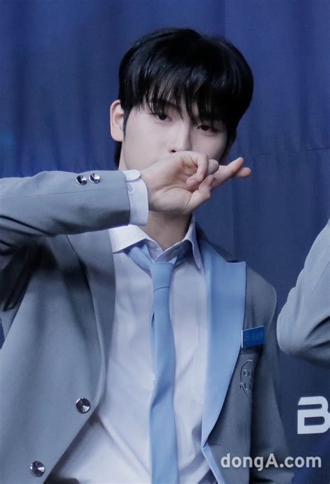 이승환 남다른 포즈 보이즈 플래닛 [da포토]｜스포츠동아