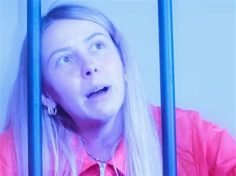 Hawk Tuah Girl Haliey Welch Laughs Off Rumors In First Appearance Since Meme Coin Collapse