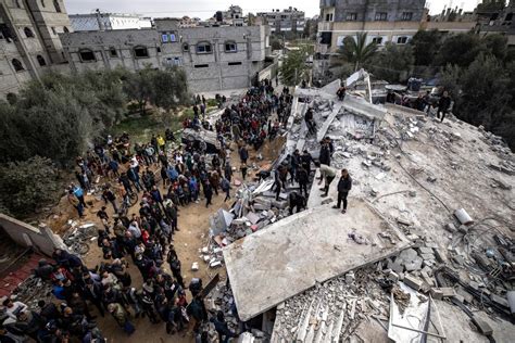 Gaza Decenas De Muertos En Un Nuevo Ataque Sobre Rafá