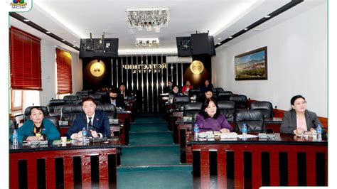 НИЙГЭМ ЦАХИМ БОДЛОГЫН ХӨГЖЛИЙН ХОРОО ХУРАЛДАЖ БАЙНА