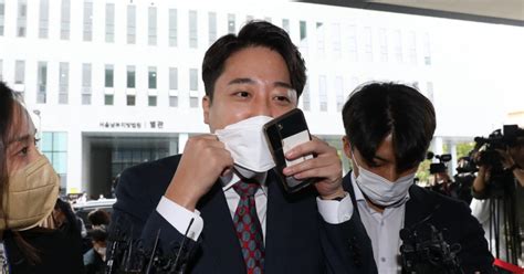 이준석 전 대표 가처분 심문 출석