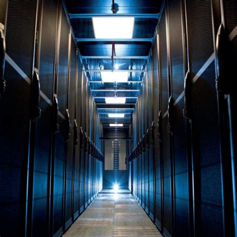 600mm Depth Colocation Server Rack Micro Data Center Solution Cold Aisle Containment 600mm