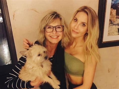 Olivia Newton Johns Daughter Believes She Saw Late Stars Spirit