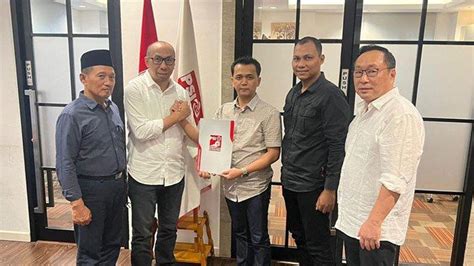 Pilkada Merauke Hendrikus Mahuse Dapat Surat Tugas Dari Partai Psi Di Jakarta Tribun