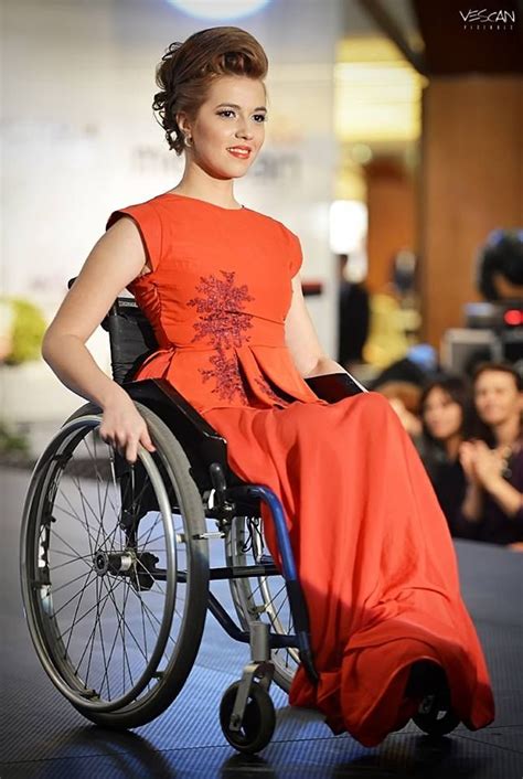Fashion Event Wheelchair Women Women