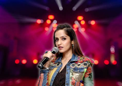 Top Female Punjabi Singers Who Never Miss A Beat