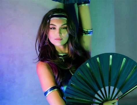 Featured Cosplayer Rachel Pizzolato Comics Illustrated