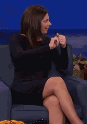 Erin Burnett Legs Erin Burnett Tv Guide