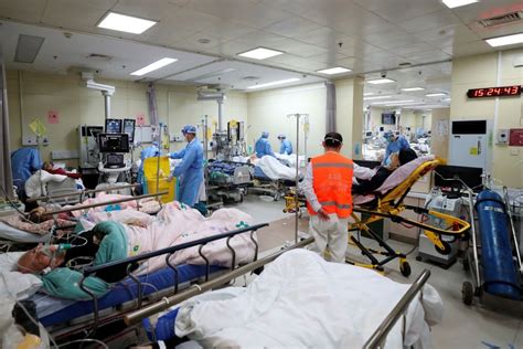 Chinese Hospitals ยุ่งมาก เมื่อโควิดแพร่ระบาดอย่างไร้การควบคุม
