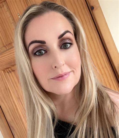 Woman Said Neighbour Had Tampon String Hair And Threw Loo Rolls In 15