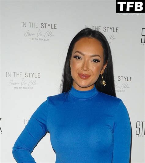 Sharon Gaffka Shows Off Her Pierced Boobs At Inthestyle X Jessie Vic