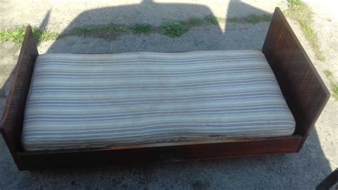 Односпальне ліжко з матрасом 1 333 грн Меблі для спальні Рівне на Olx