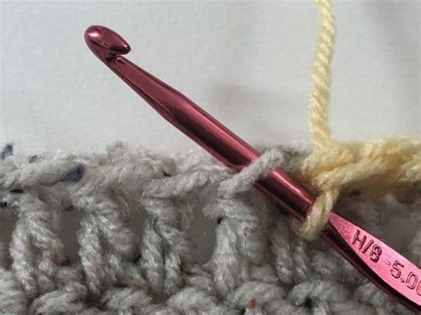 How To Crochet In Front Loop Only And Back Loop Only Crochet Patterns How To Stitches