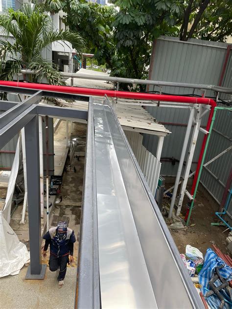 ส่งงานรางน้ำฝน สแตนเลส แบบเชื่อมตะกั่ว รางน้ำสแตนเลสเกรด้าน304 รางน้ำฝนสแตนเลส รางไวนิล ราง