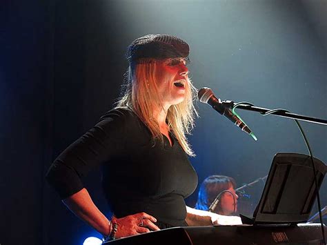 Zuby Nehty A Křtiny Které Nebyly Brno Město Hudby