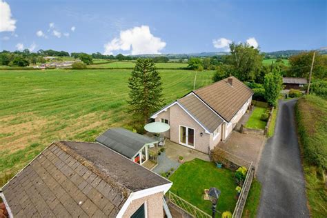 Newbridge On Wye Powys Ld1 3 Bed Detached Bungalow £350 000