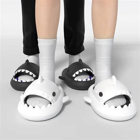 Shark Slides Adults Two Color Matching Creamshark
