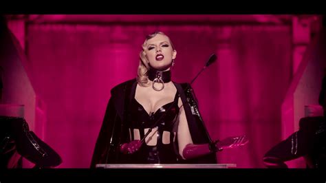 Taylor Swift Nude Pics Page 1