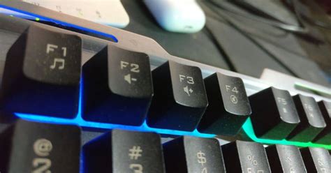 function keys of a keyboard f1 to f12 explained [with shortcuts] nstechblog