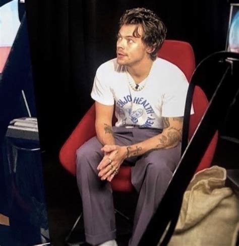 Harry Styles Converse Harry Styles Backstage Harry Styles Red