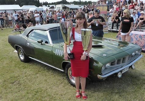 Ellen Hedstroms Instagram Twitter And Facebook On Idcrawl