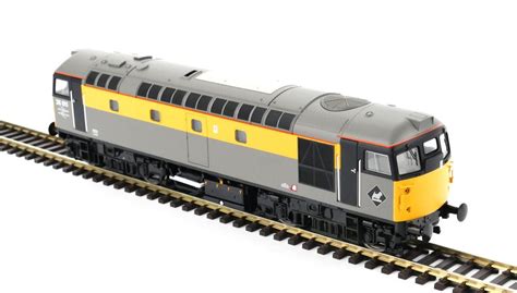 Heljan 2657 Class 26 26011 Civil Engineers Uk