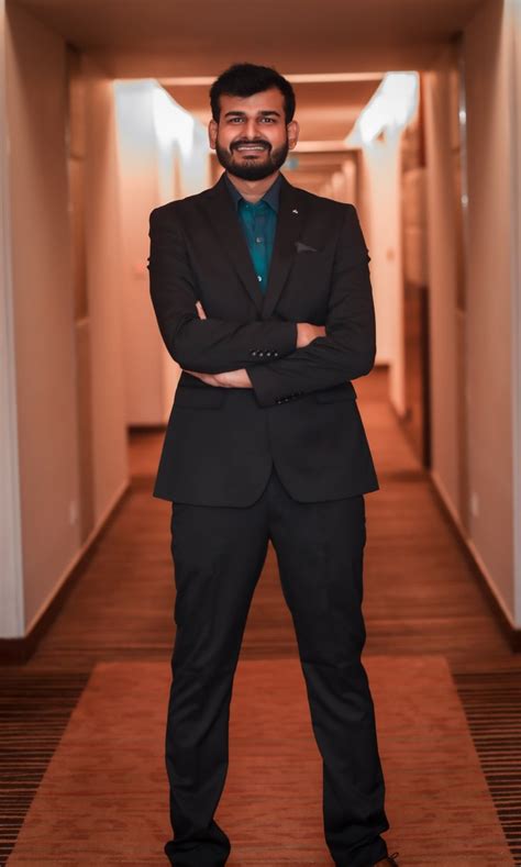 Meet Apurv Pandey The Young Entrepreneur Revolutionising The Financial Sector Speak Loud With