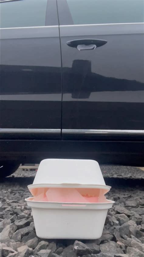 Шарлотка 🍎🍂 Інгредієнти 3 4 великих яблук Кориця Лимонний сік 3 яйця 200 гр цукру 200 гр