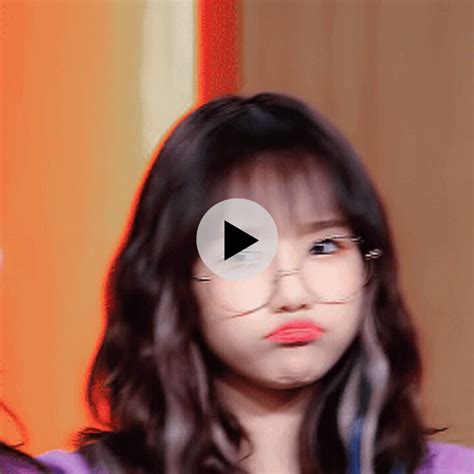 갑자기 왠 조유리 버튜버 에펨코리아