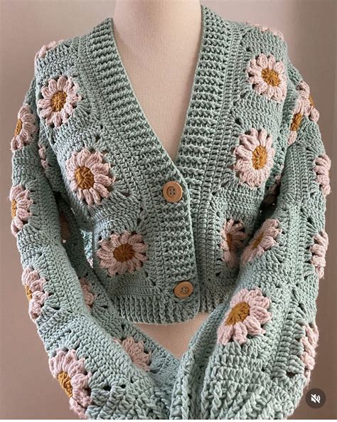 Extremely Gorgeous And Stunning Crochet Vintage Style Granny Square