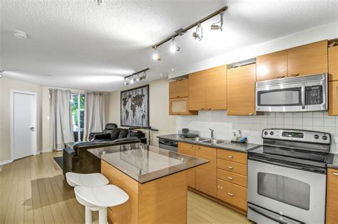 10707 139 St UNIT 107 Surrey BC V3T 0B2